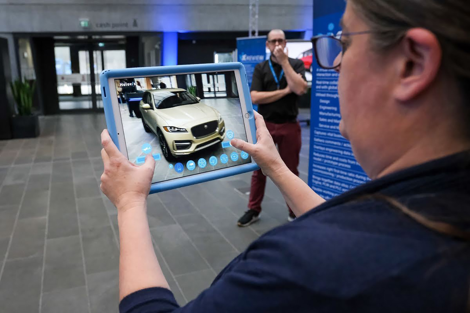 33. Dassault 3D Experience - REALIZE Event Marketing